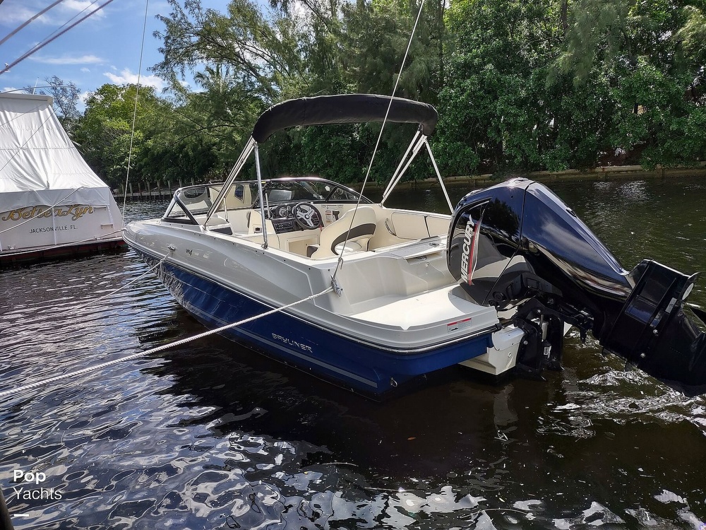 2021 Bayliner Bowrider VR4 Power boat for Sale in Ft Lauderdale, FL