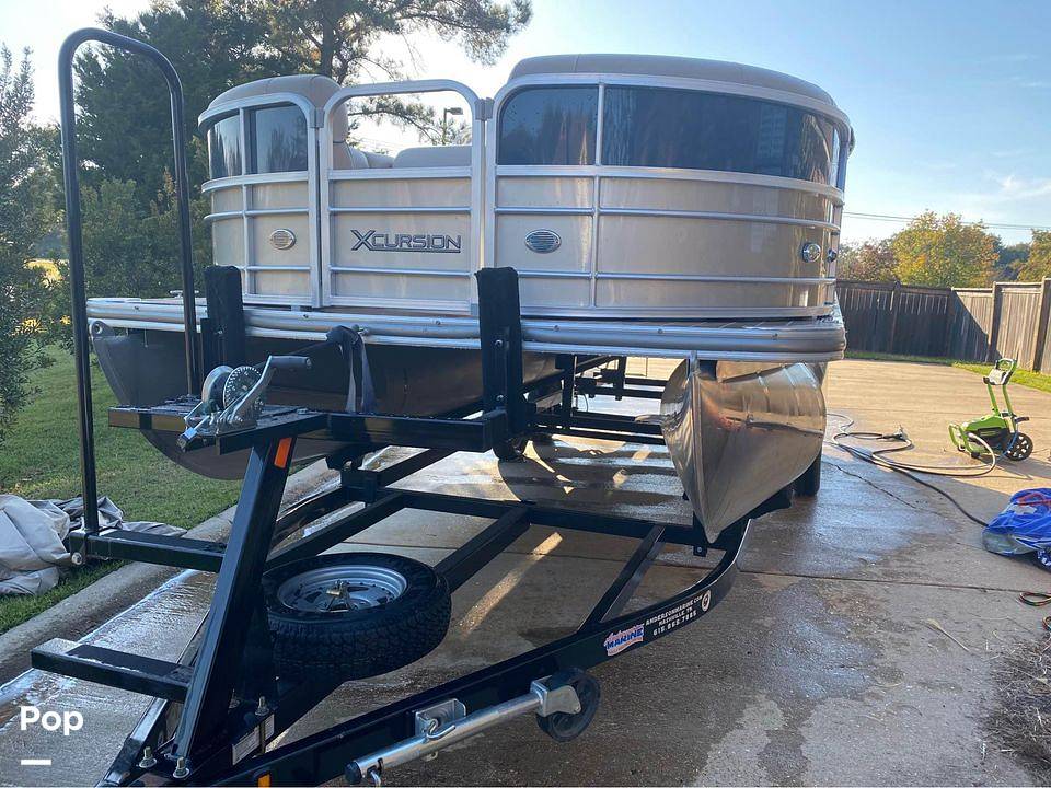 2016 Xcursion X-23RFC Pontoon Boat for Sale in Madison, MS