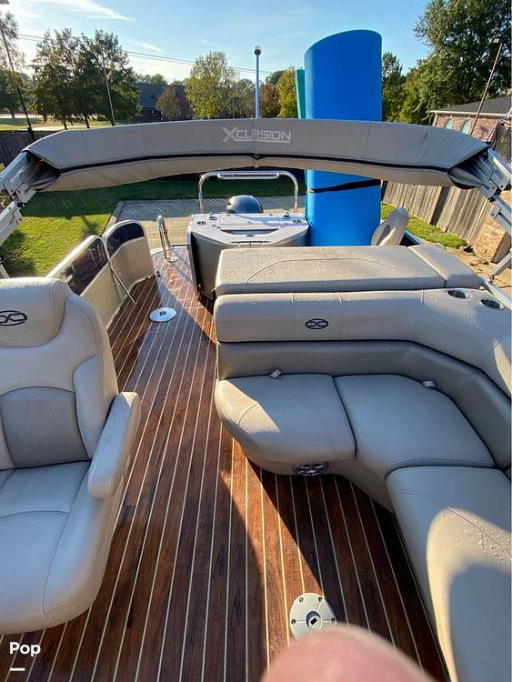 2016 Xcursion X-23RFC Pontoon Boat for Sale in Madison, MS