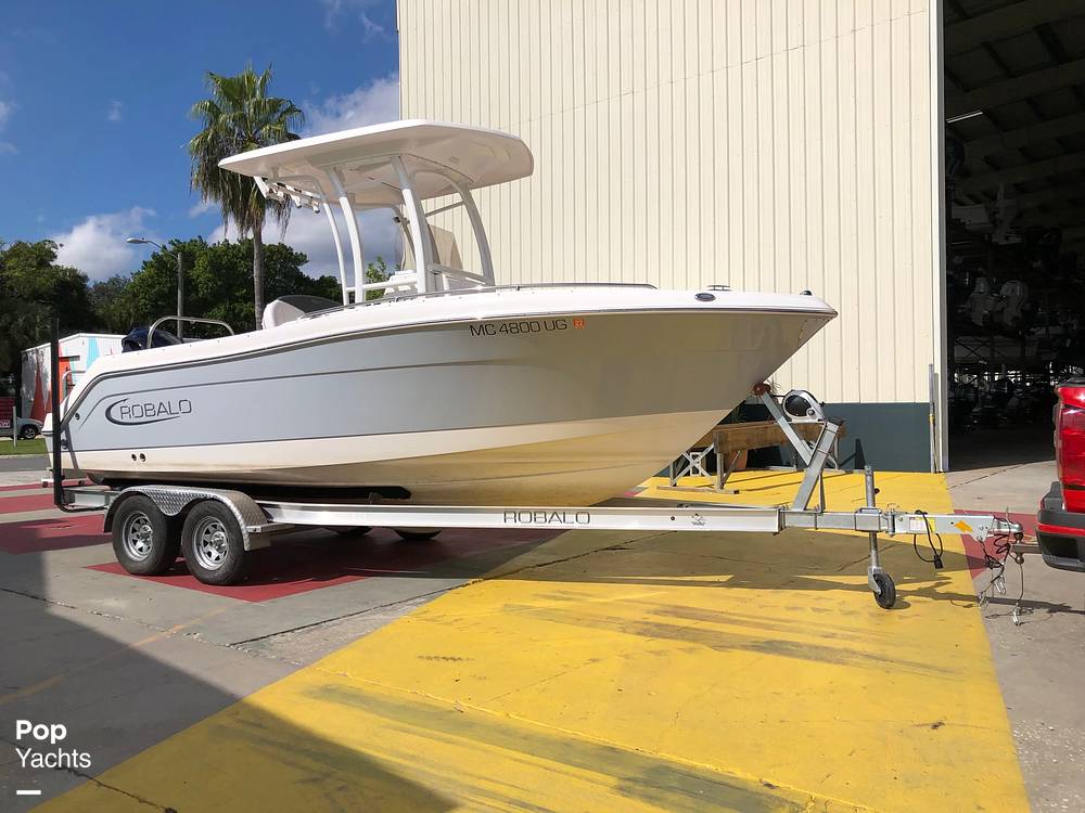 2019 Robalo R222 EX Power boat for Sale in St Petersburg, FL