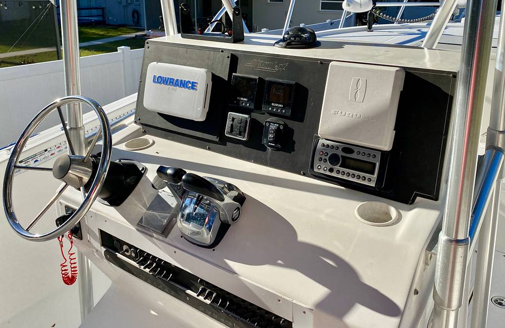 2002 Mako 314 Cuddy Power boat for Sale in Tarpon Spgs, FL