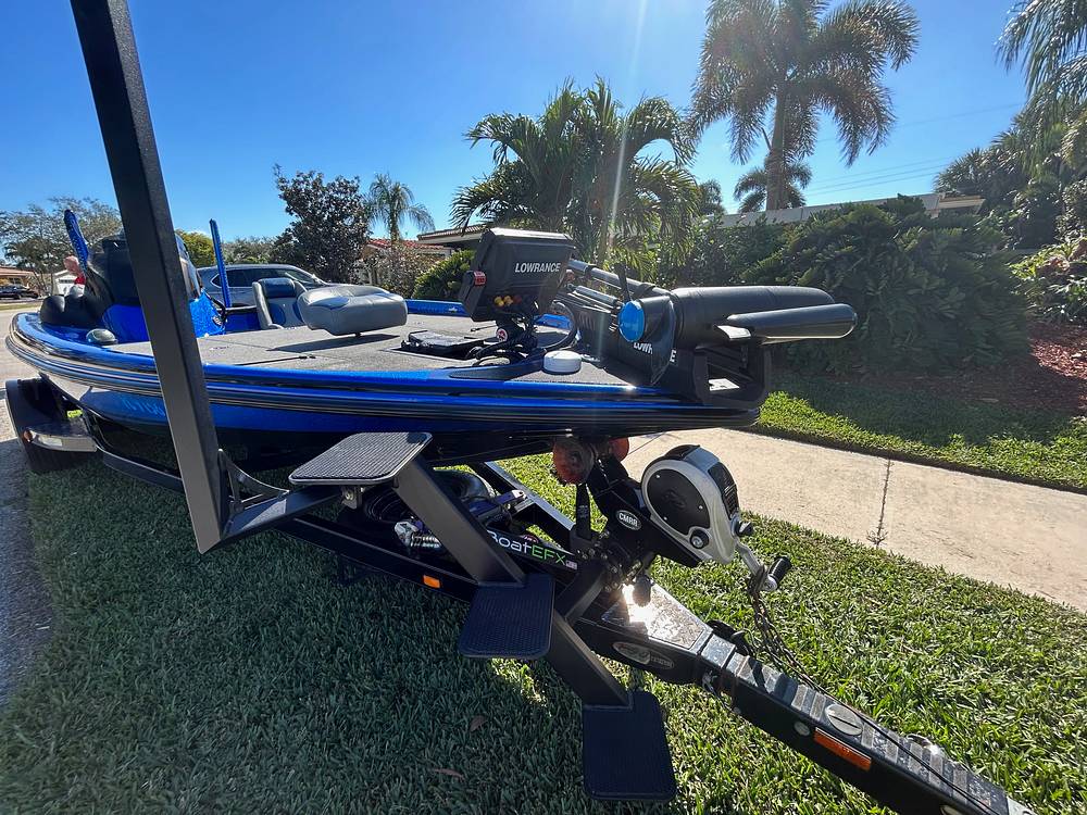 2005 Stratos 294 Pro XL Power boat for Sale in Ft Lauderdale, FL