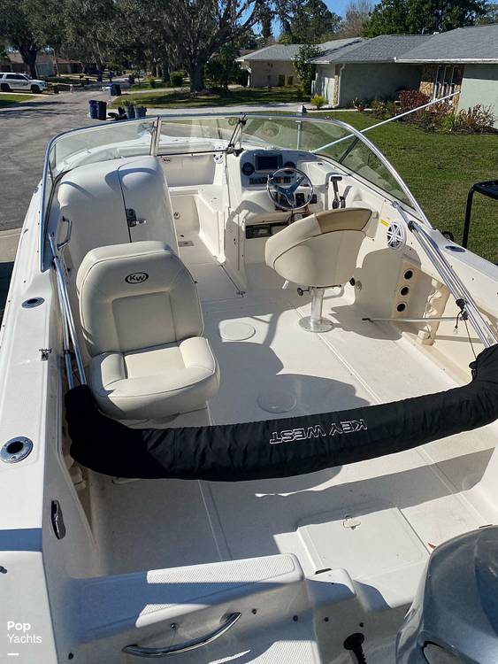 2008 Key West 225 DUAL CONSOLE Power boat for Sale in Sarasota, FL