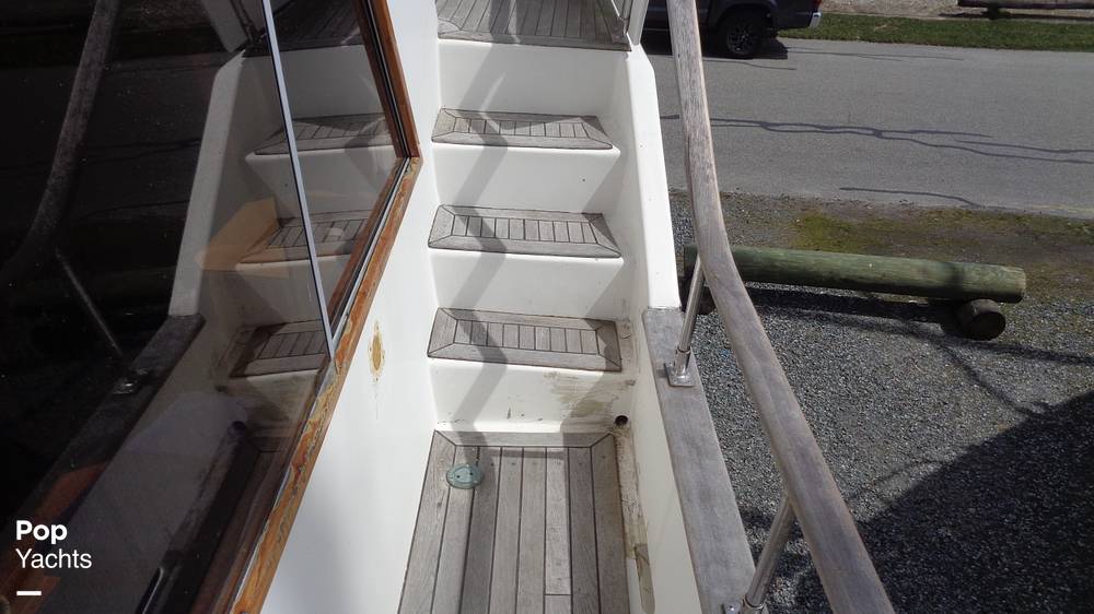 1986 Albin 43 Sundeck Power boat for Sale in Warwick, RI