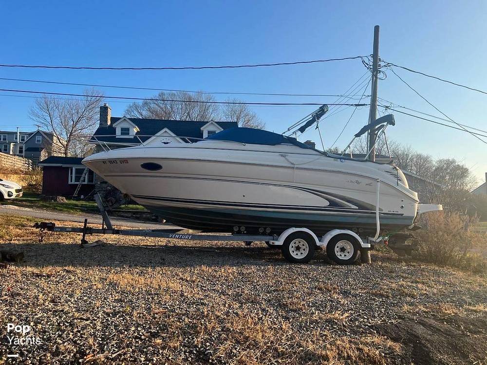 2001 Sea Ray weekender 245 Power boat for Sale in Kent Lakes, NY