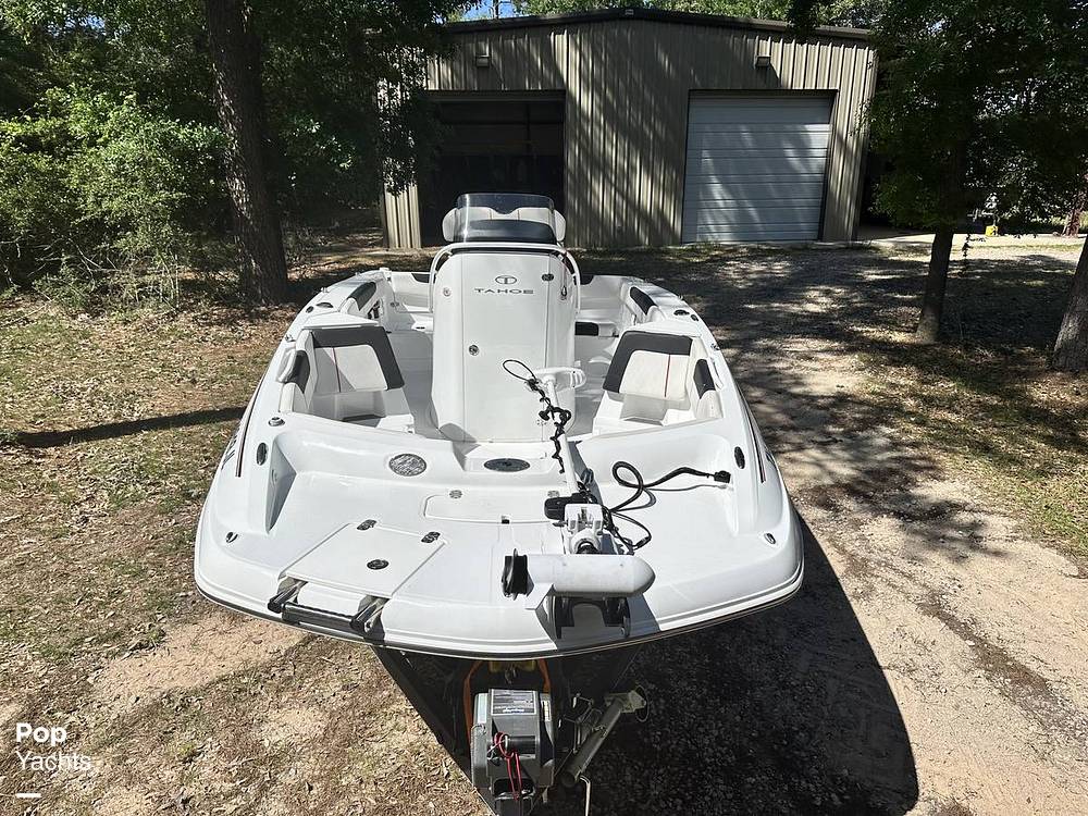 2021 Tahoe CC 2150 Power boat for Sale in Decker Pr, TX
