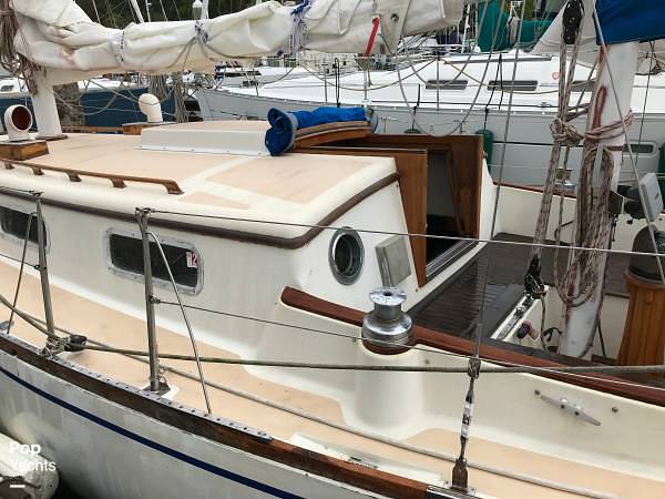 1975 Fuji 32 Sailboat for Sale in Tacoma, WA