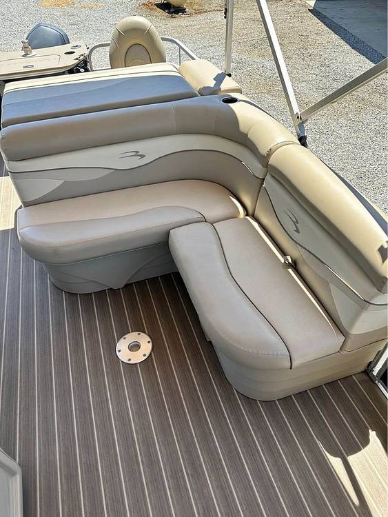 2015 Bennington 22 SSX Power boat for Sale in Escalon, CA