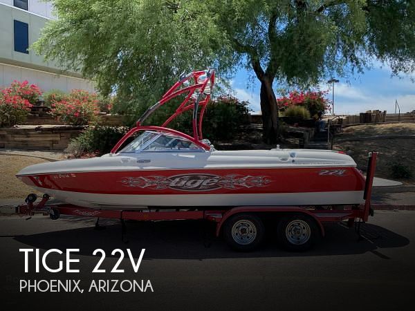 2004 Tige 22V Power boat for Sale in Phoenix, AZ