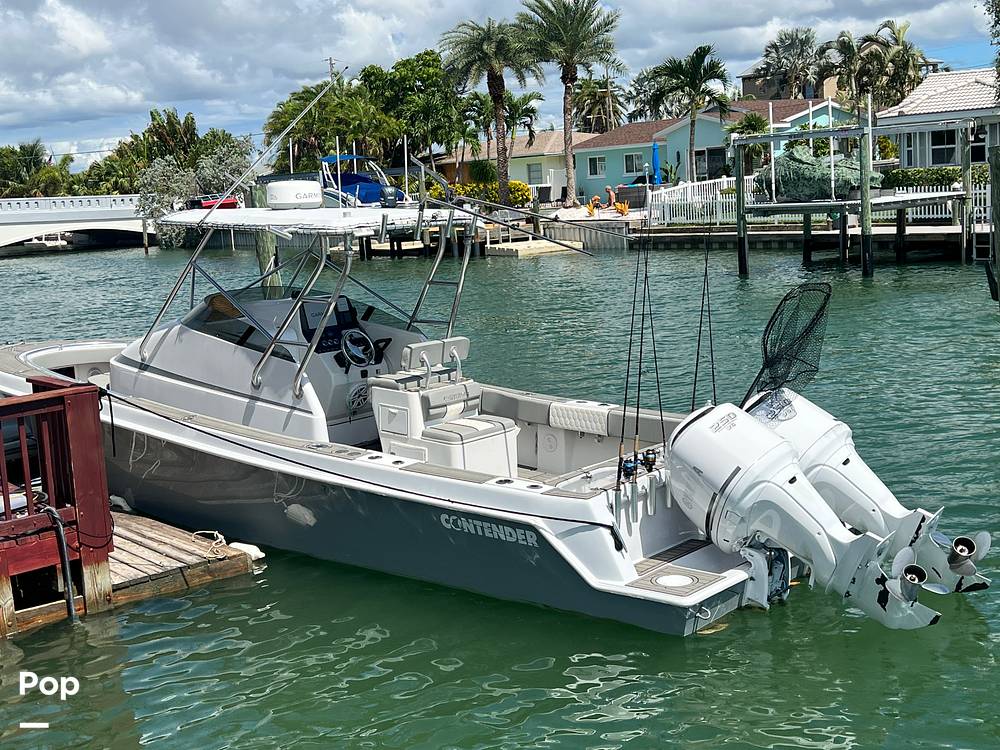 2000 Contender Fisharound 31 Power boat for Sale in Madeira Beach, FL
