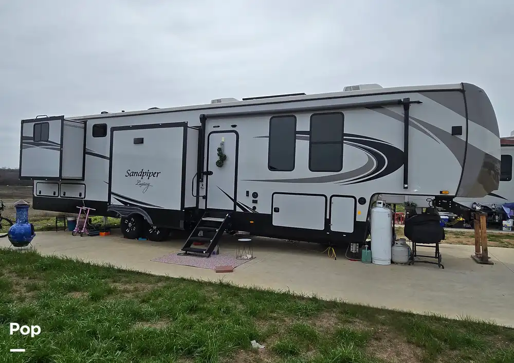 Sold: Sandpiper 388BHRD RV in Maypearl, TX | 389832 | Pop Sells