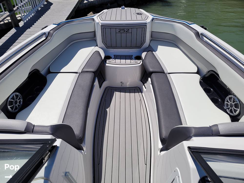 2021 Yamaha 252 SE Power boat for Sale in Madeira Beach, FL