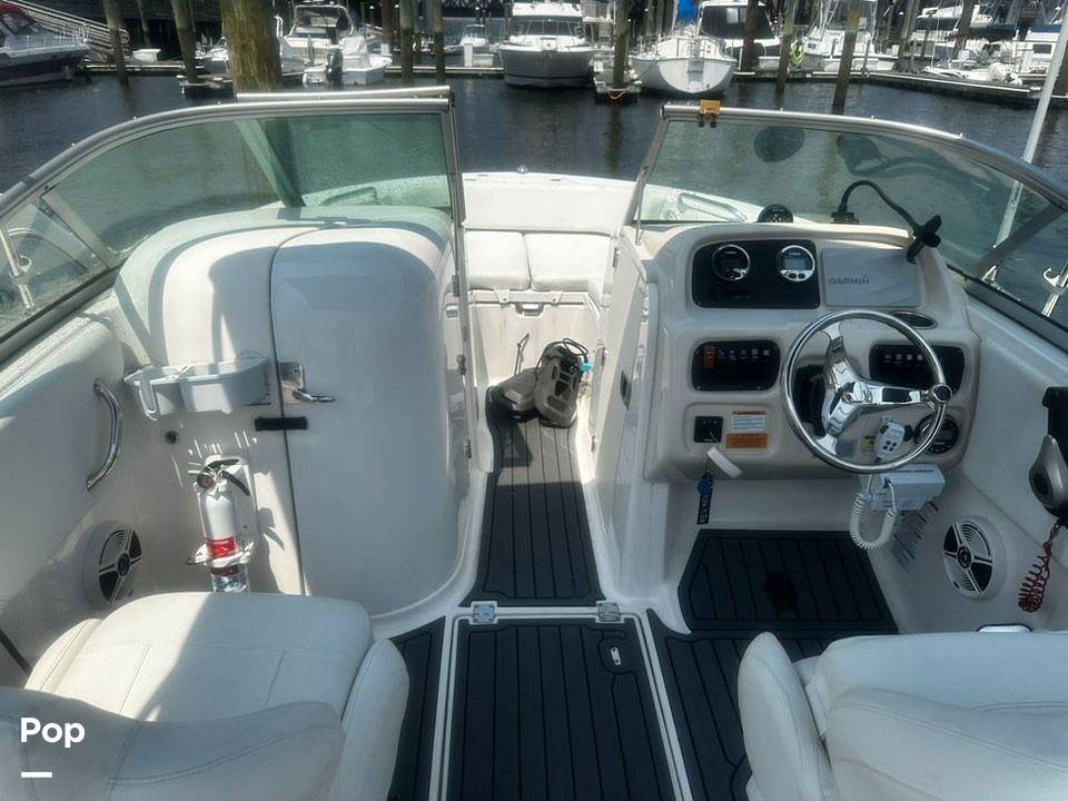 2018 Robalo r207 Power boat for Sale in Bridgeport, CT