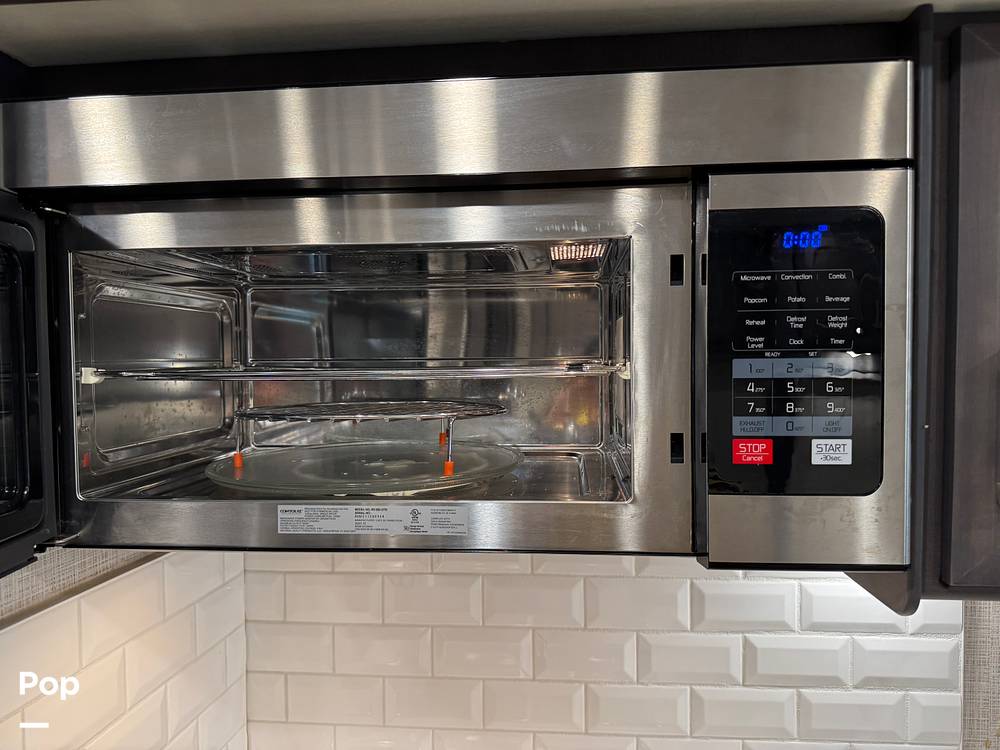 Used 2023 Thor Motor Coach Challenger 37DS for sale in Sarasota, FL